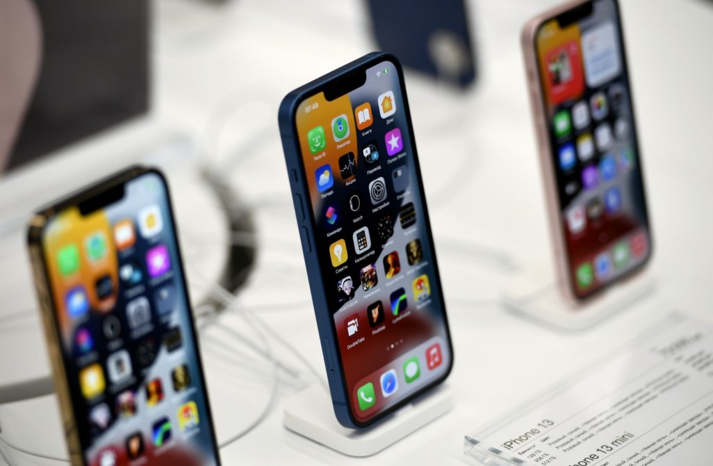 Russia launches parallel import of electronic devices